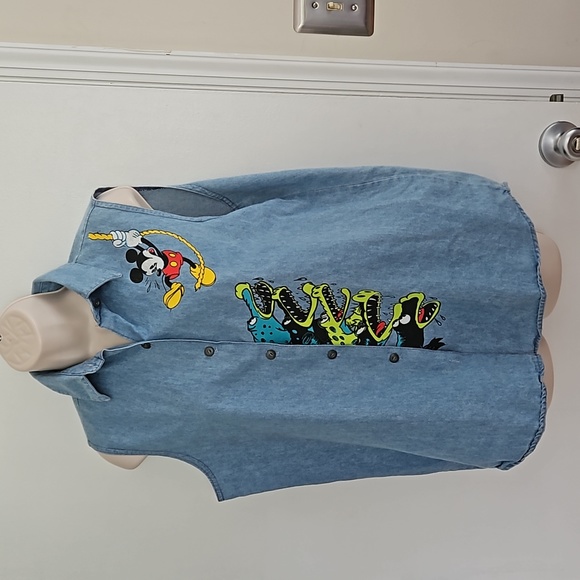 Disney | Tops | Vintage Mickey Mouse And Alligators Jerry Leigh Top ...